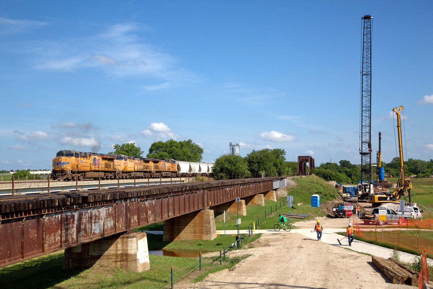 Trinity River Bridge Fort Worth - Trinity Metro